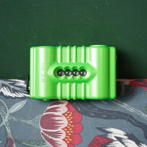 Lomo Super Sampler 四格相機 玩具相機 拉炮機 傻瓜相機