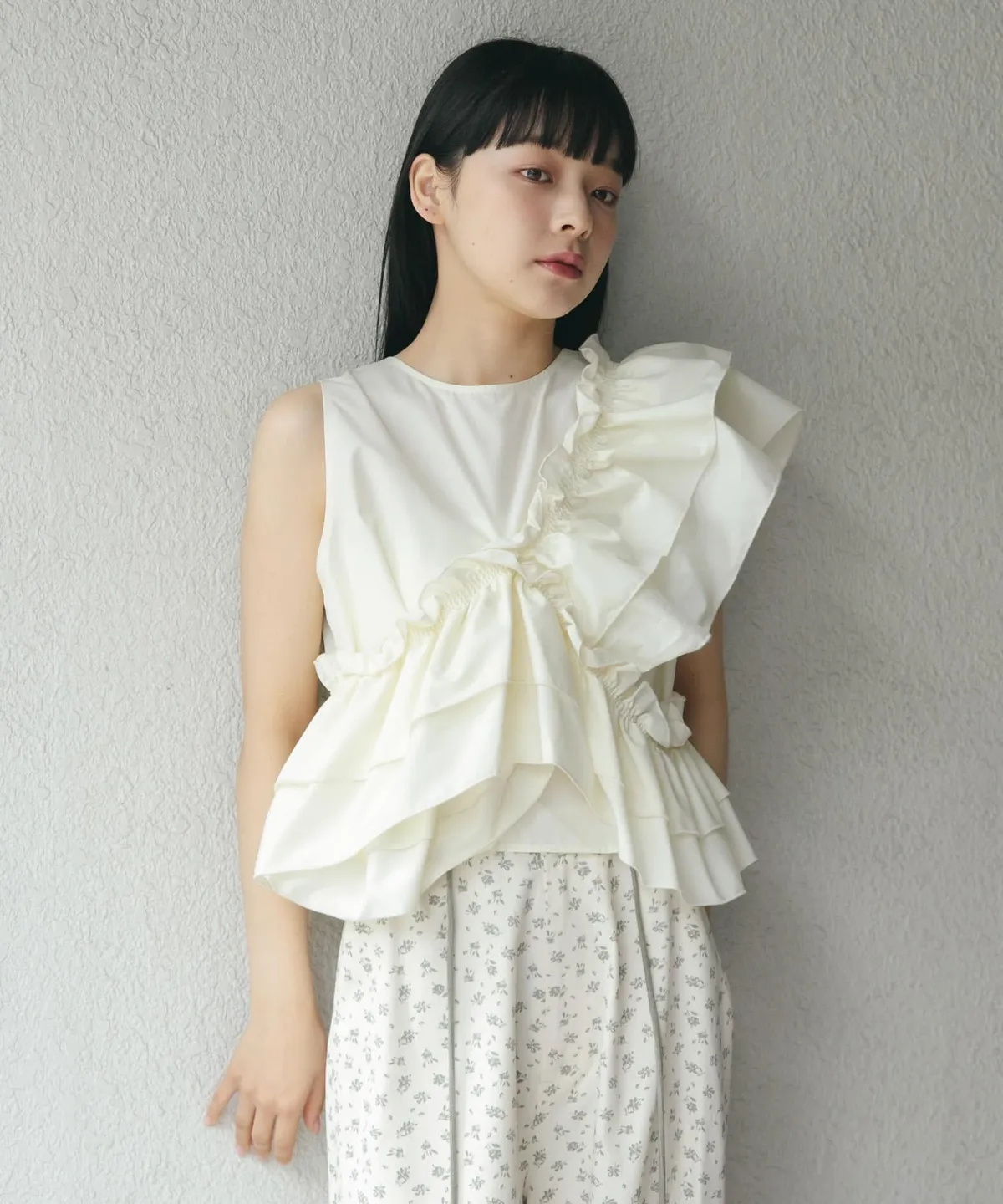 KBF多way荷葉設計上衣