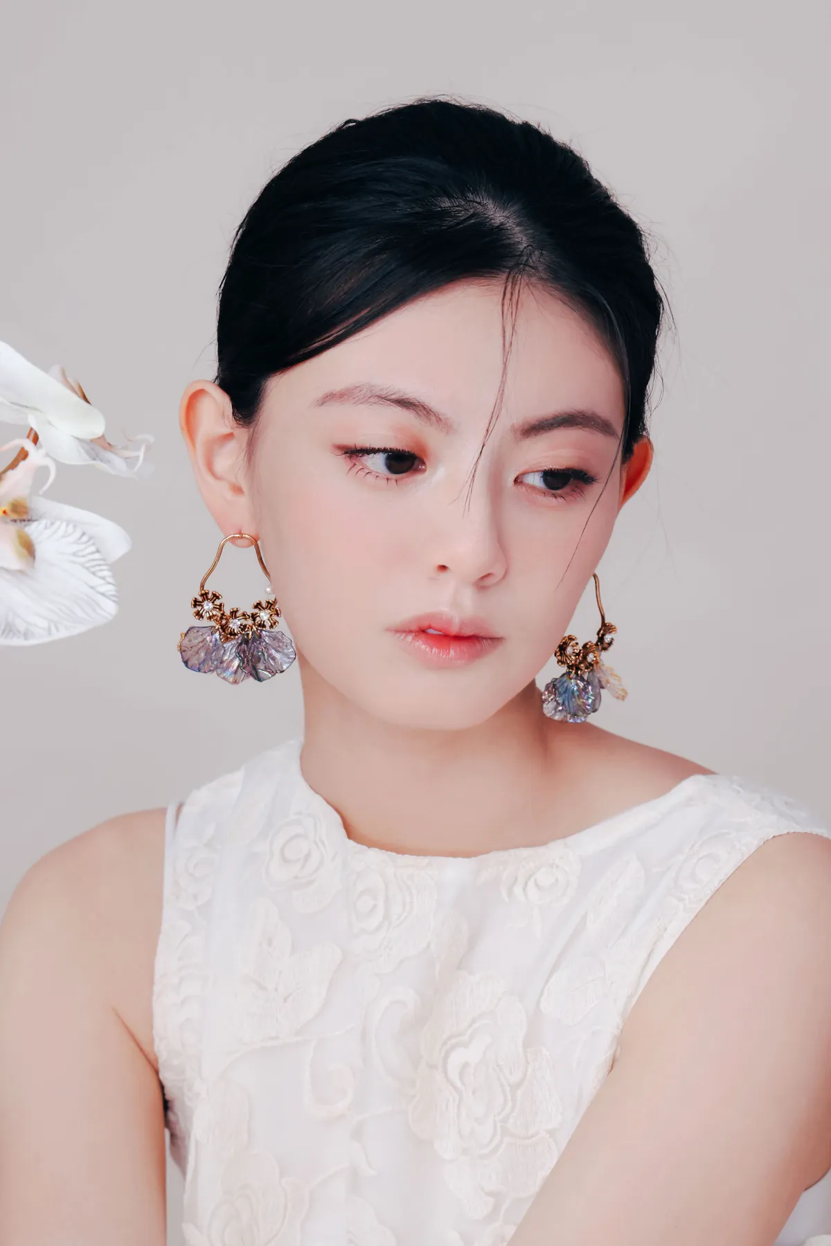 COR-DATE｜黑紫色花語｜翩翩飛花耳環