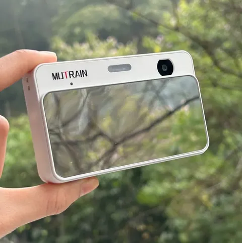 Mutrain 鏡面滑蓋CCD相機