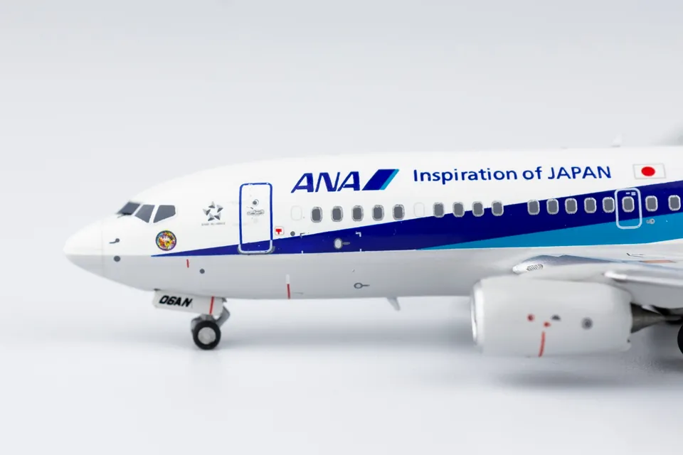ANA NG B737-700 航空機・ヘリコプター model 1/400 ANA NG B737-700 航空機・ヘリコプター model 1/400