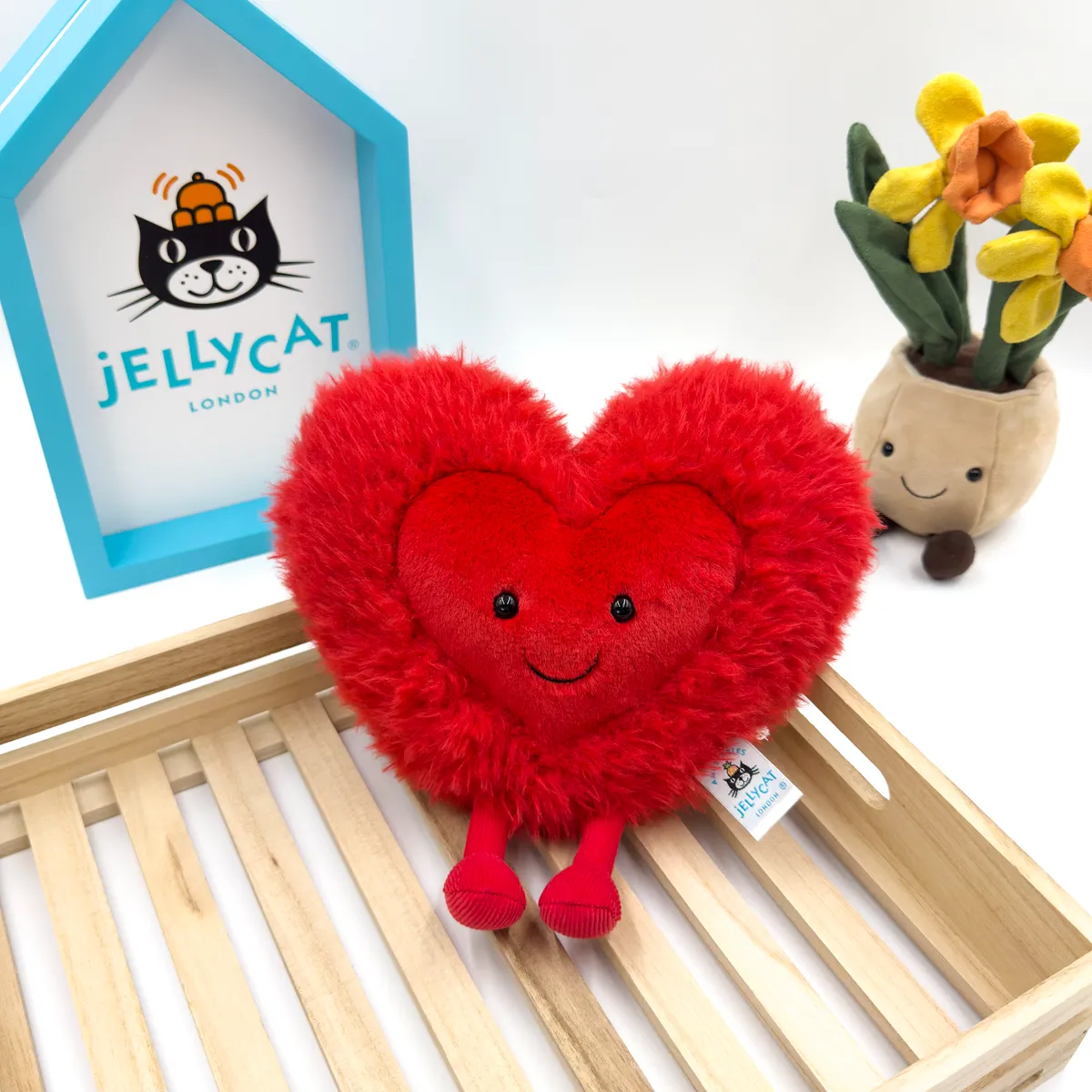 Jellycat 毛毛愛心怪獸 24cm