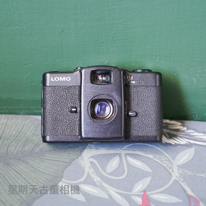 LOMO LC-A 32mm F2.8 估焦 街拍 底片相機